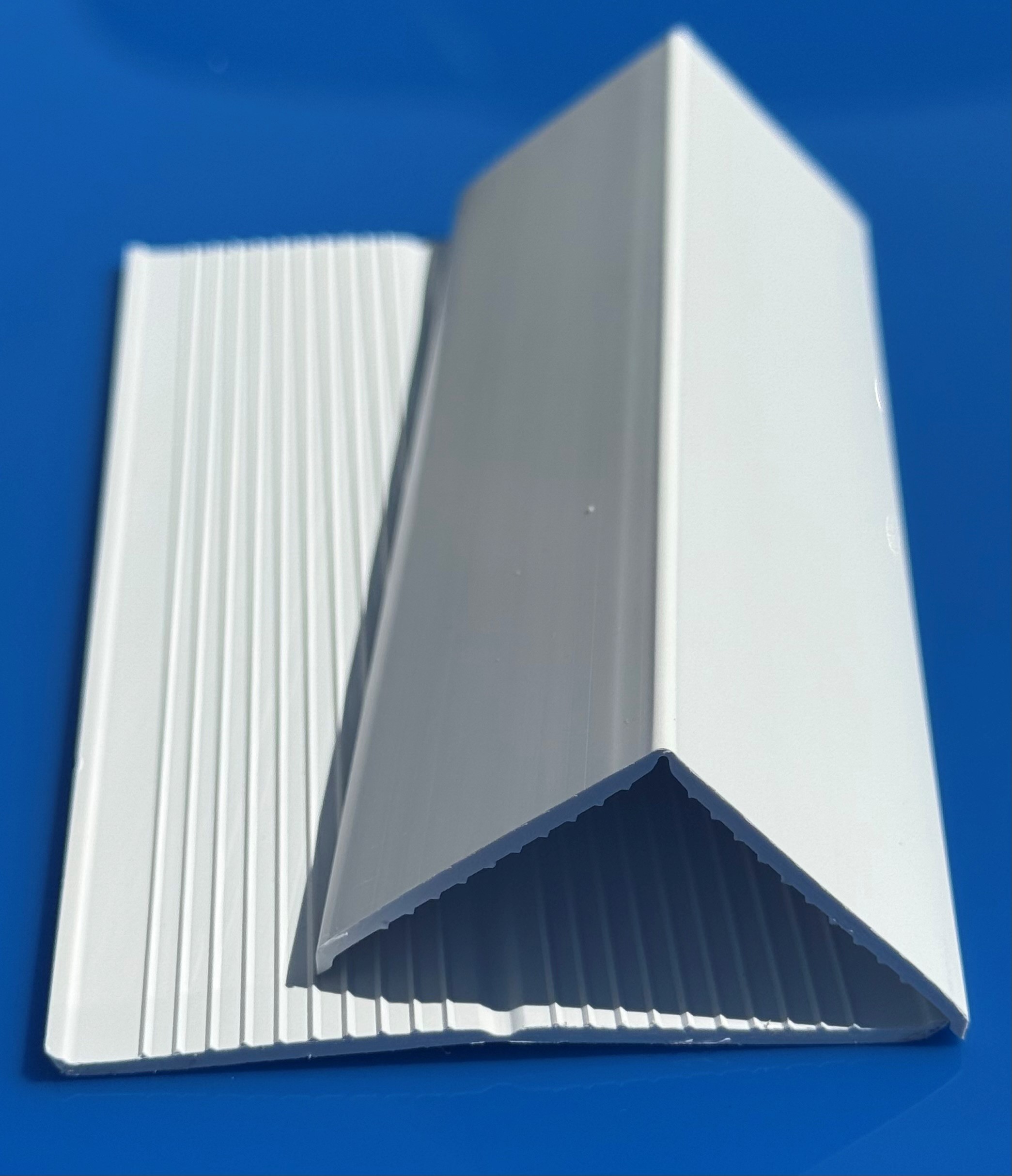 Plastic Flexi Corner Trim - Foldable Plastic Corner Protection